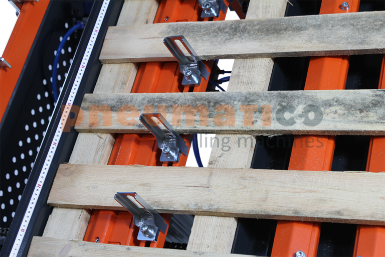 Pallet nailing table Pneumatico PT-2800 - Machines for pallet production